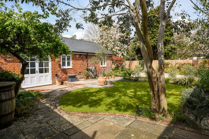 Adstocks: Boutique Garden Retreat Near Chelmsford - Chelmsford