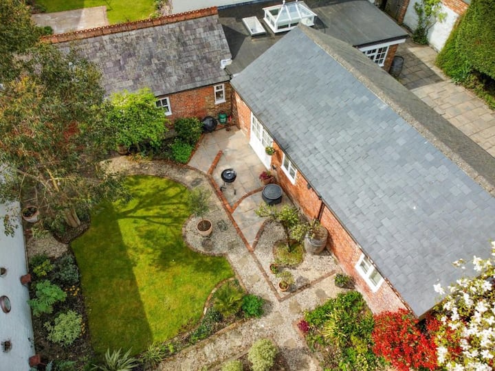 Charming Garden Annexe Near Chelmsford - Chelmsford