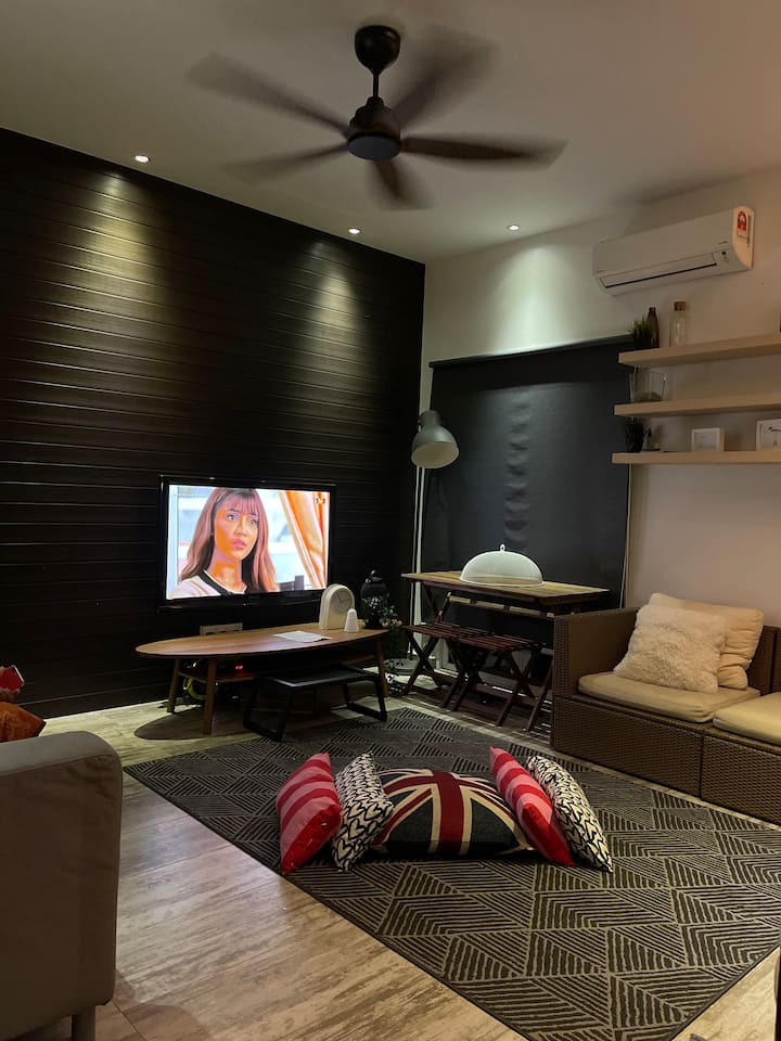 The Lumber House - Kuala Sungai Baru