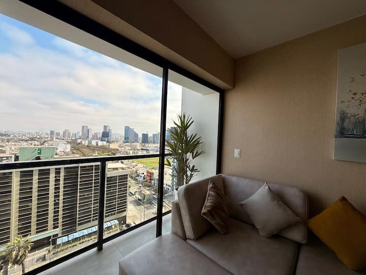 Piso 16 Con Vista Panorámica+parking+gym Y Piscina - Lima