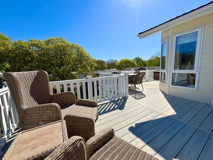 New Forest Retreat Executive Lodge Pet Friendly - Isle of Wight