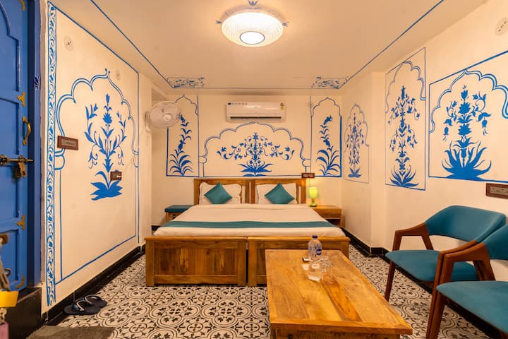 Deluxe Double Bed (Ensuite) - Jodhpur