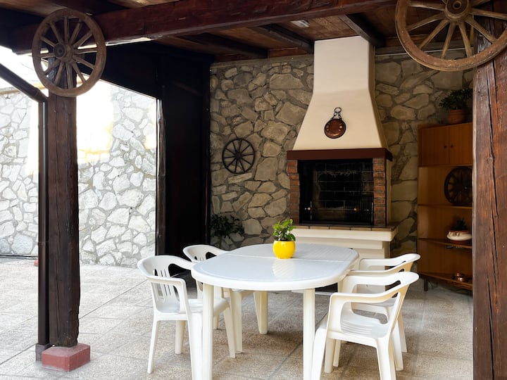 Villa Silvia -
Casa Nel Verde A 2.5km Dal Mare - Gabicce Mare