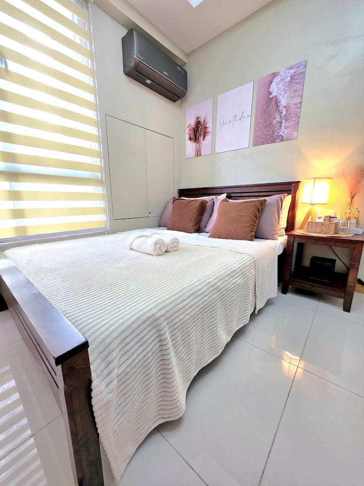 Condo In Mandaluyong Near Bgc, Megamall, Bayanihan - Taguig