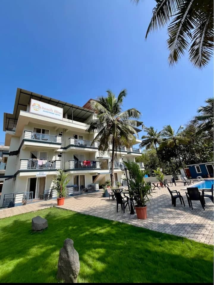 Beach Bliss Apartment - 8 Min Walk To The Beach - 콜바