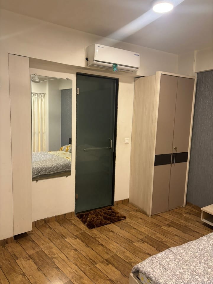 Homestay Jsm - Surat