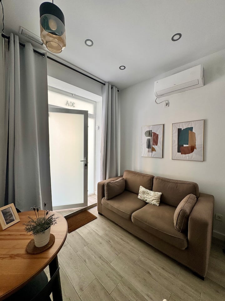 Lavapiés – Acogedor Apartamento Con Patio Privado - Universidad Pontificia de Comillas de Madrid