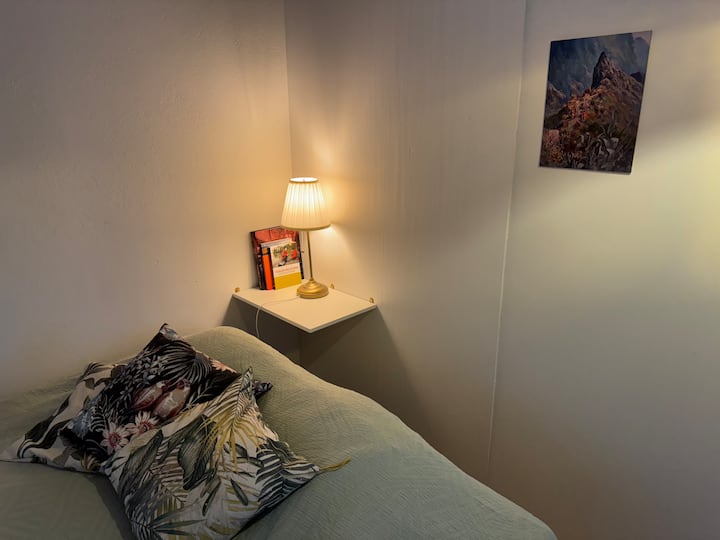 Peaceful Room For Two In Maunula - Helsinki