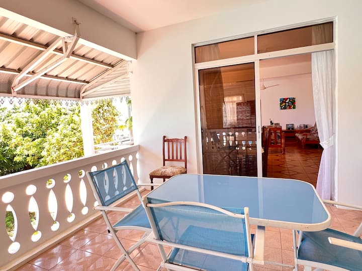 Grand Appart. 3 Ch. + Rooftop à Flic En Flac - Mauritius