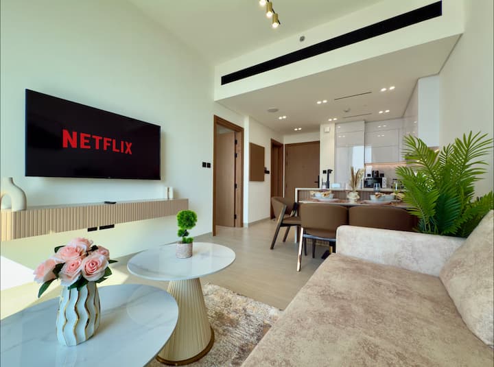 Brand New-fully Furnished Magnificent 1br In Jvc - United Arab Emirates