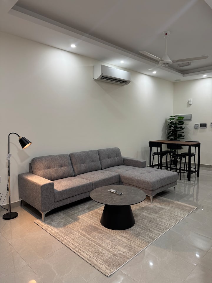 Modern Flat In Boshar, Muscat | Self Check-in - Muscat
