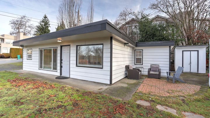 Kirkland Highland House - Kirkland, WA