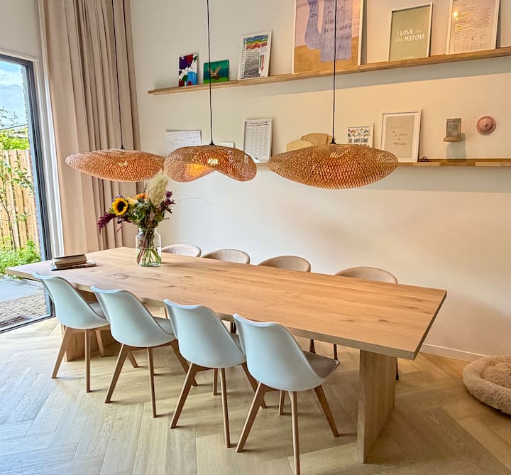 Prachtige Woning In Populaire Leidse Vogelwijk! - Leiden