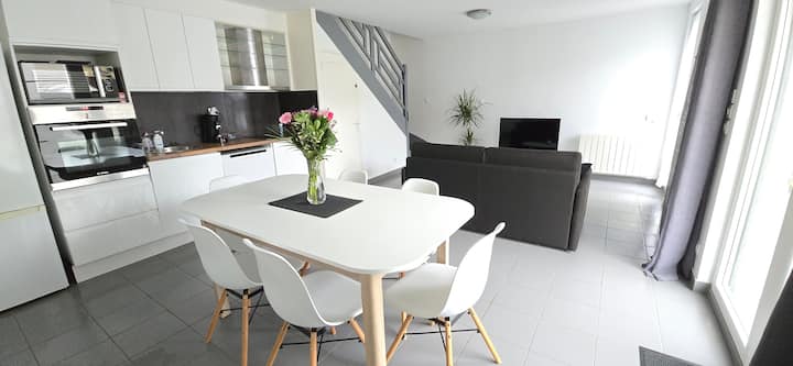 Maison 2 Chb, 6p - Linge Et Wifi-  Niort - ibis Niort Marais Poitevin