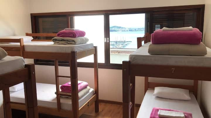 Cama Suíte Compartil Feminina - Florianópolis