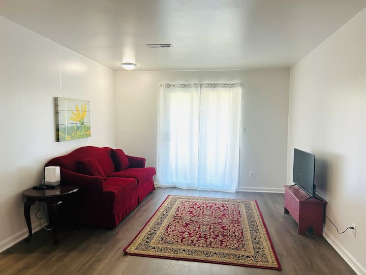 2 Bedroom - Nature Theme “K” - Huntsville, AL