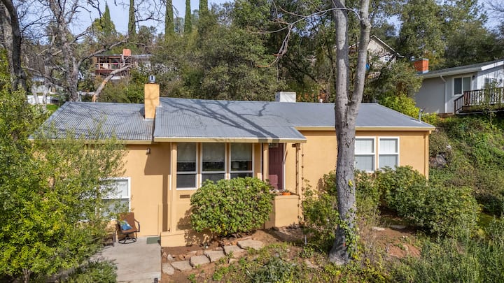 Sonora Retreat - 4 Bedrooms - Sonora, CA