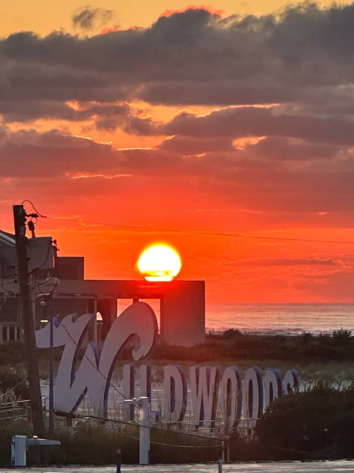 Entire Condo In Wildwood, Nj 
Sunrise To Sunset - Cape May, NJ
