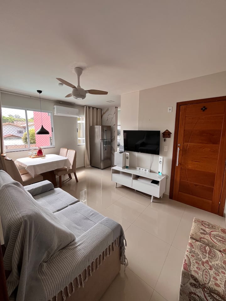 Apartamento Em Jacaraipe, Há 600m Da Praia - Serra