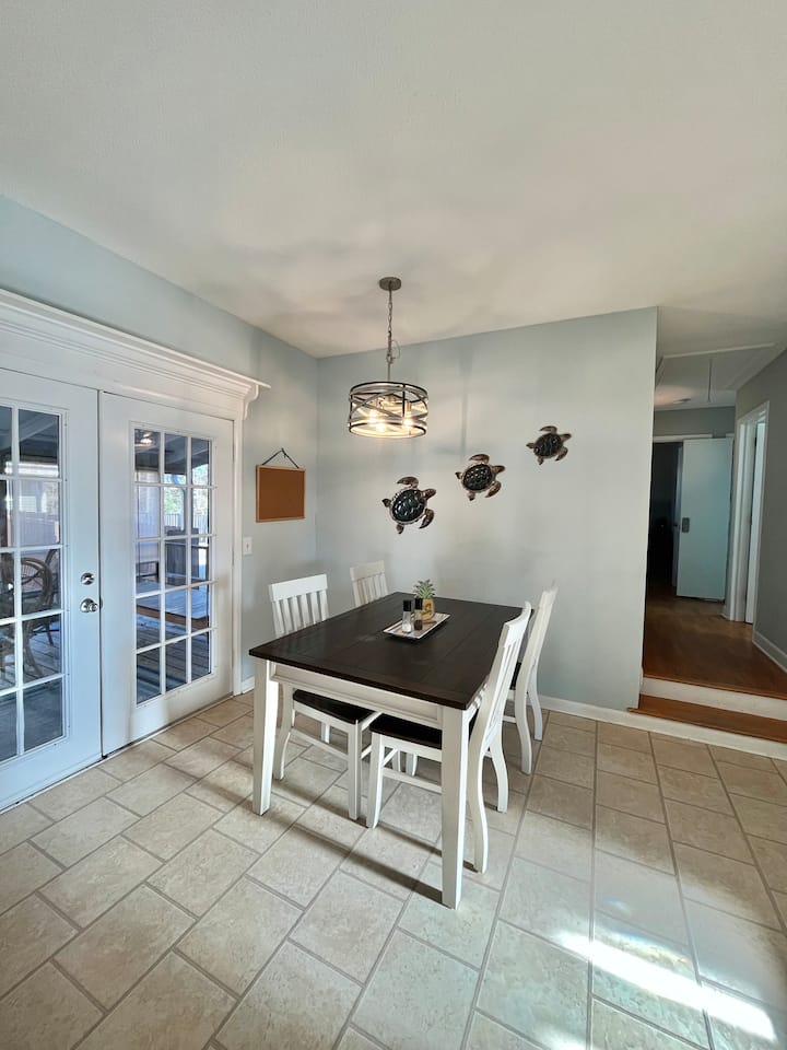 25 Min To Beaches Both Wrightsville And Topsail - Hampstead, NC