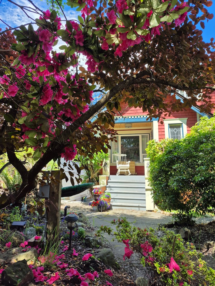 Garden Suite On Trinity Street - Vancouver