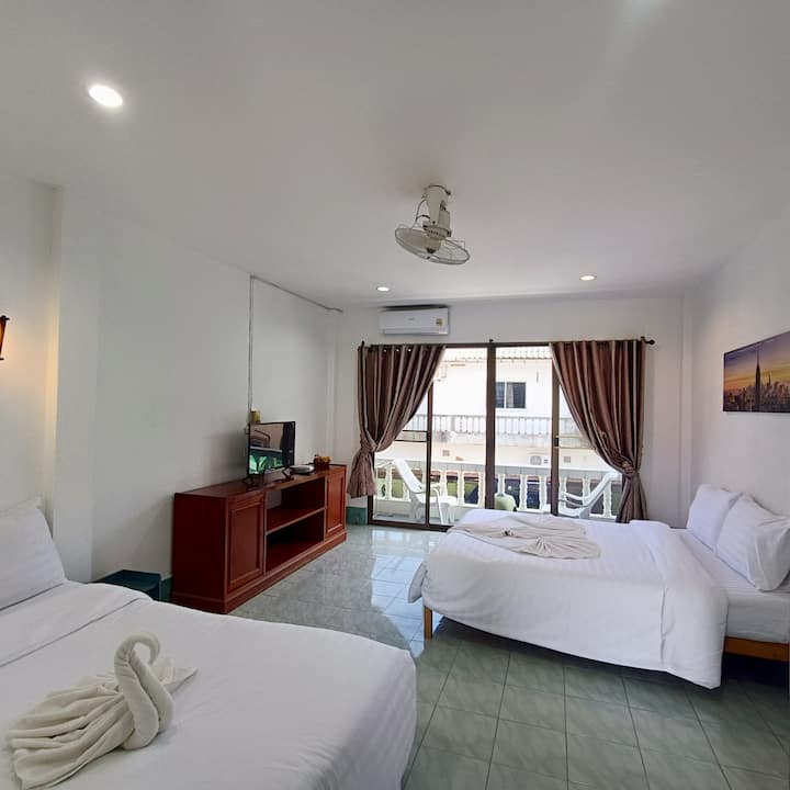 Quiet Apartment Near Jungceylon - Patong Beach