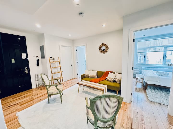 Delightful 3-bedrooms Downtown Gem With Balcony - Brooklyn, NY