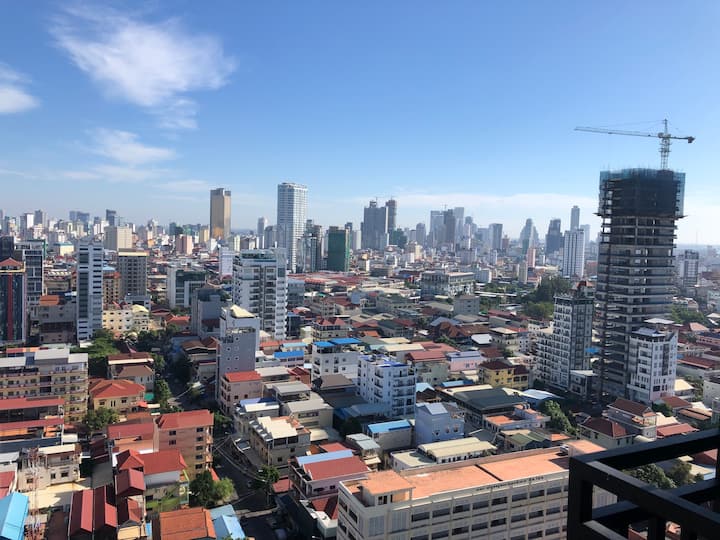 Modern Condo Near Russian Market - Phnom Penh