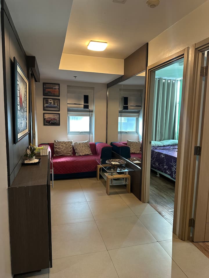 2 Bedroom Poblacion Suites Antel Serenity Makati - Makati
