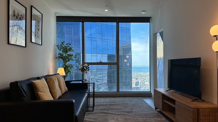 Luxury Cbd High-floor 1br W Skyline View Sky Bus - Melbourne