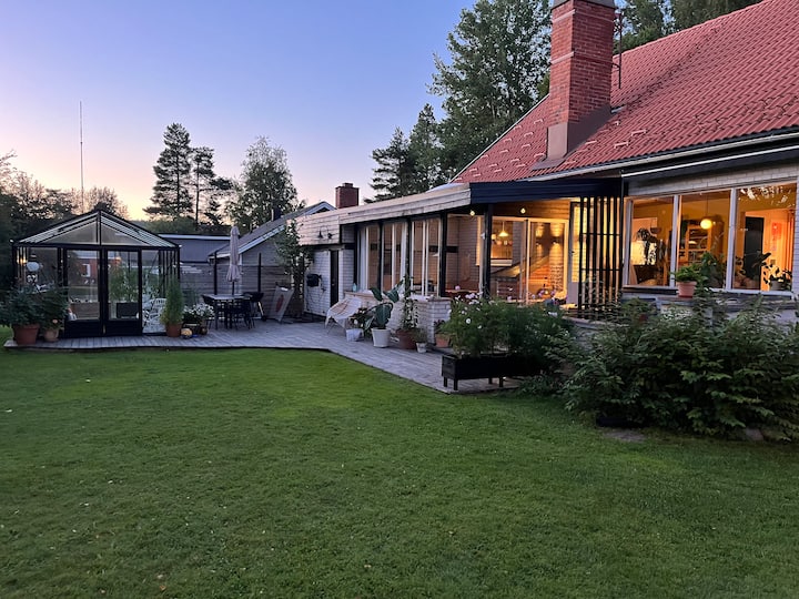 Villa Nära Centrum - Skellefteå
