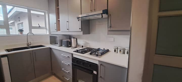 2 Bed Apartment In Emerald Hills - 