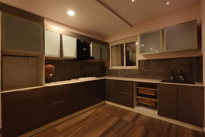 3 Floor Interconnected Villa For Groups Of 50+ - Hyderabad