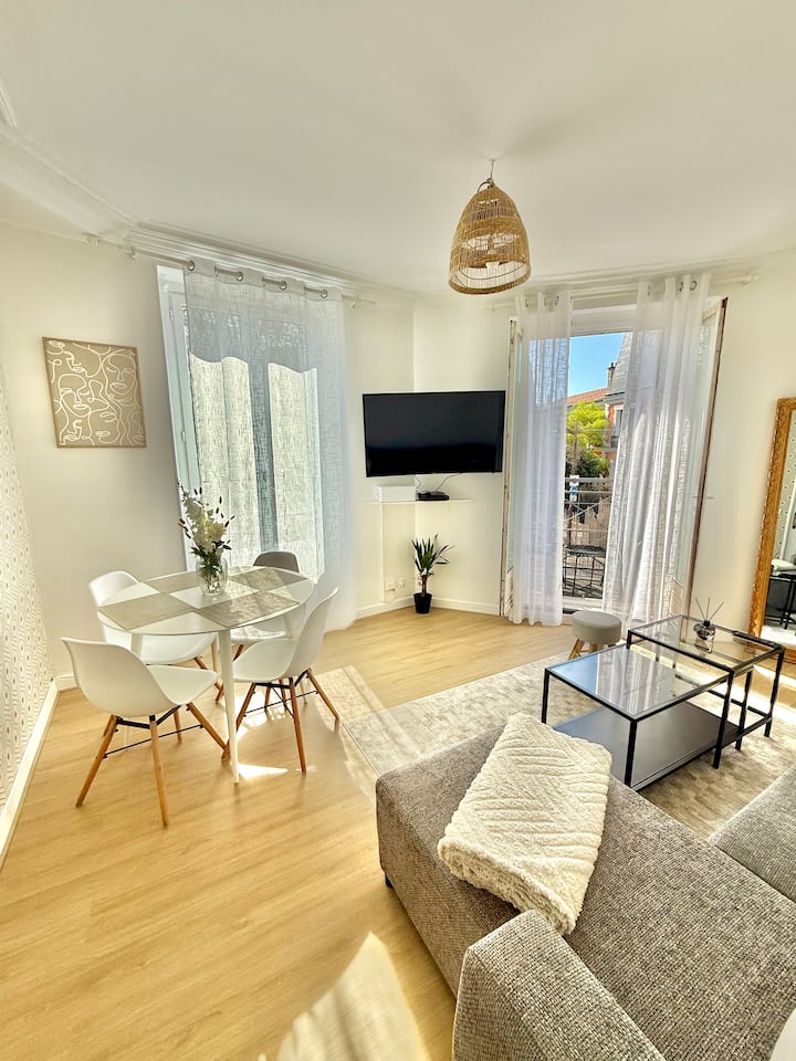 Appartement Parisien Lumineux à Deux Pas De Paris - Les Lilas