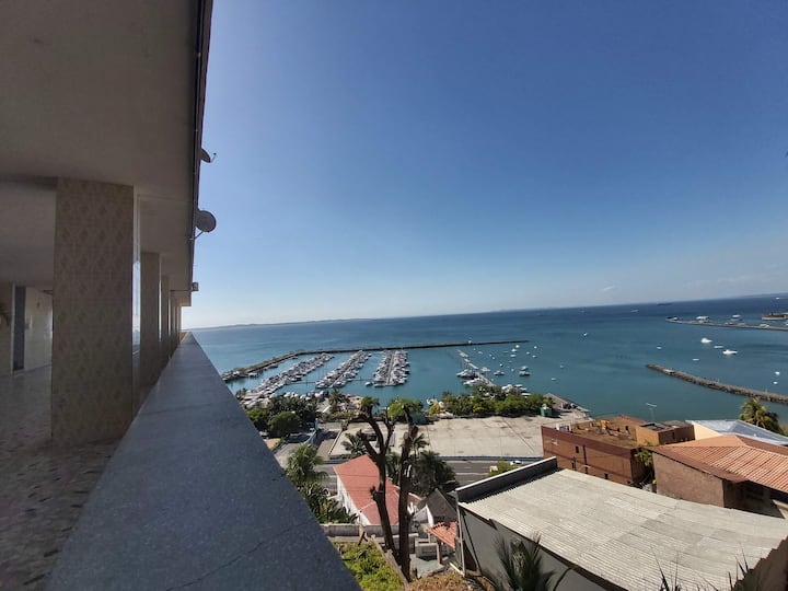 Vista Mar No Coração Do Carnaval De Salvador. - Rio Vermelho