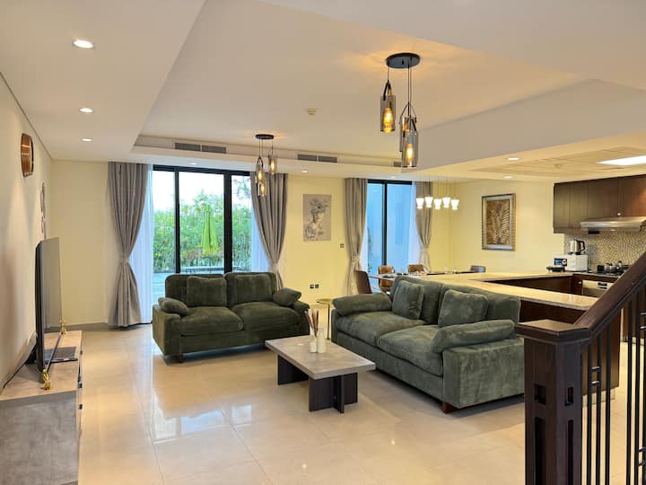 3+1br Ensuite | Pool + Gym | Backyard + Bbq - Dubai