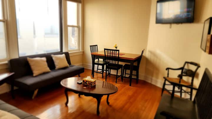 Cozy 1 Bed By The Lake & Park - Chicago, IL