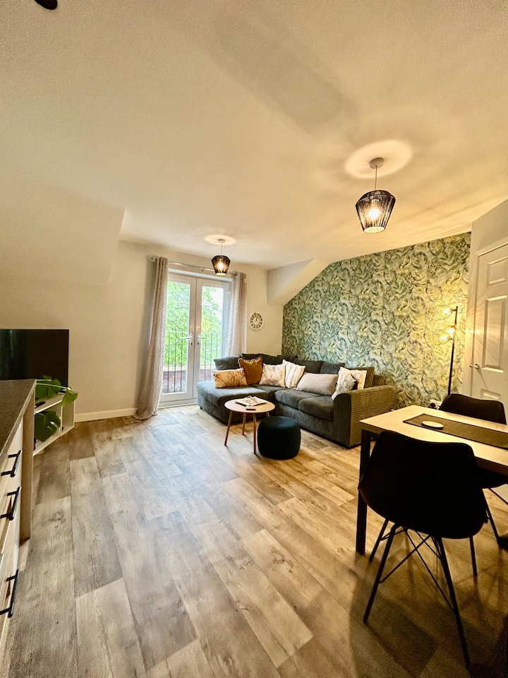 Modern 2bed | Netflix & Free Parking | Telford Gem - Telford