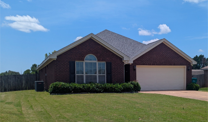 Spacious, Quiet, Close To 17 Springs, Rtj, Maxwell - Millbrook, AL