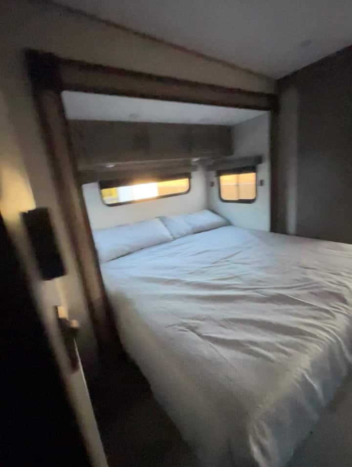 Woodland Retreat - Marysville, WA