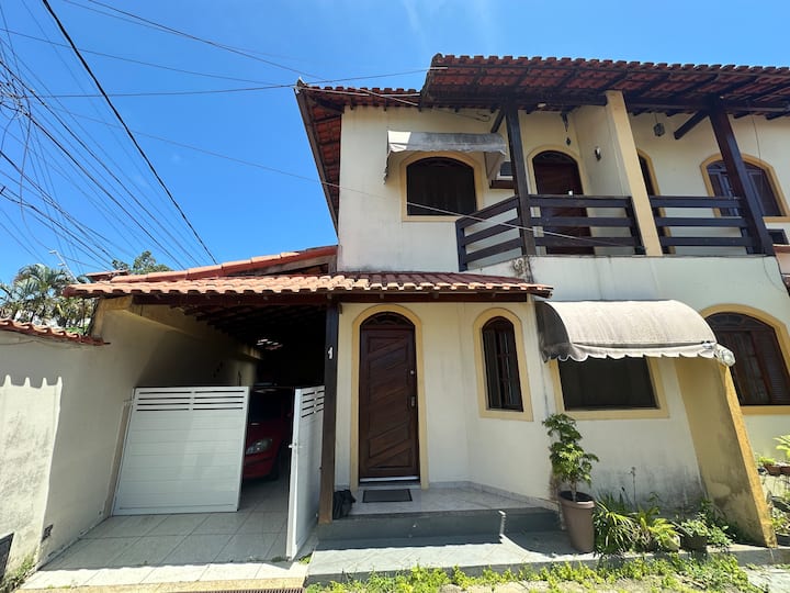 Casa Duplex Em Condomínio - Rio das Ostras