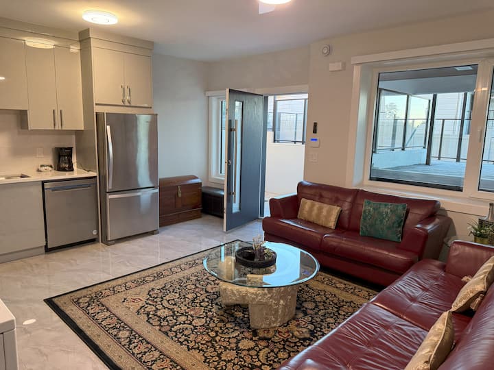 Newly Built 2 Bedroom Suite Located In North Delta - Delta