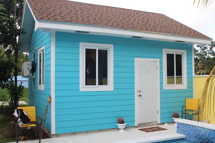 Coozy Corner - Nasáu