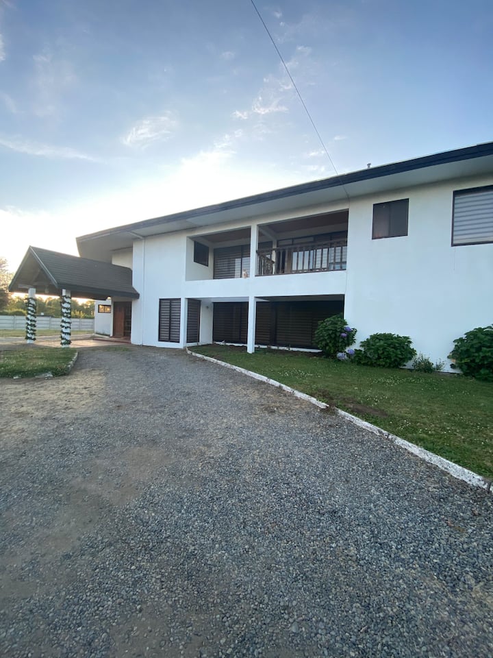 Amplia Casa En Parcela - Chillan