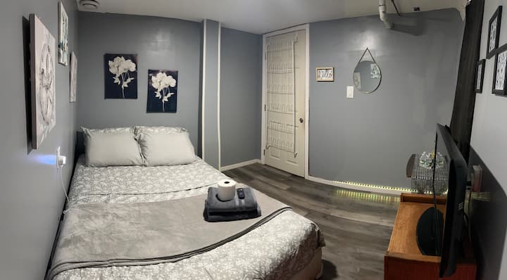 Lakabernaroomtwo - Londonderry, NH