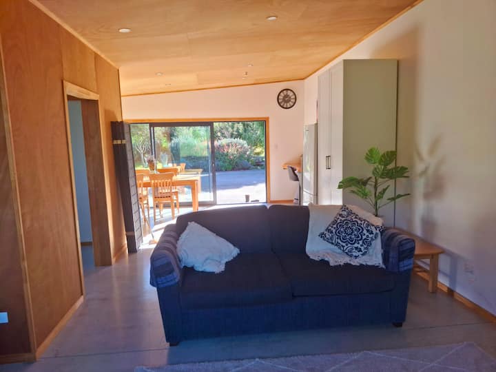 Self Contained Studio- Lavender Farm - Eltham