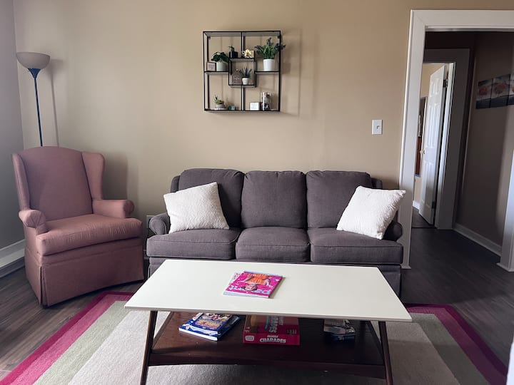 Downtown- Quaint Apartment C In Heart Of Owensboro - Owensboro, KY