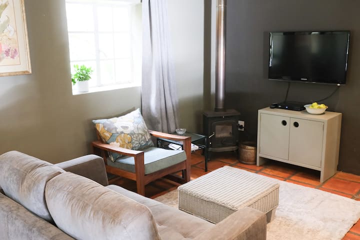 Blaauwklippen Wine Route Farm Cottage - Kylemore