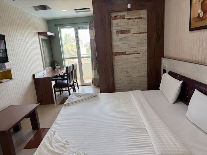 Deluxe A/c Room - Tumkur