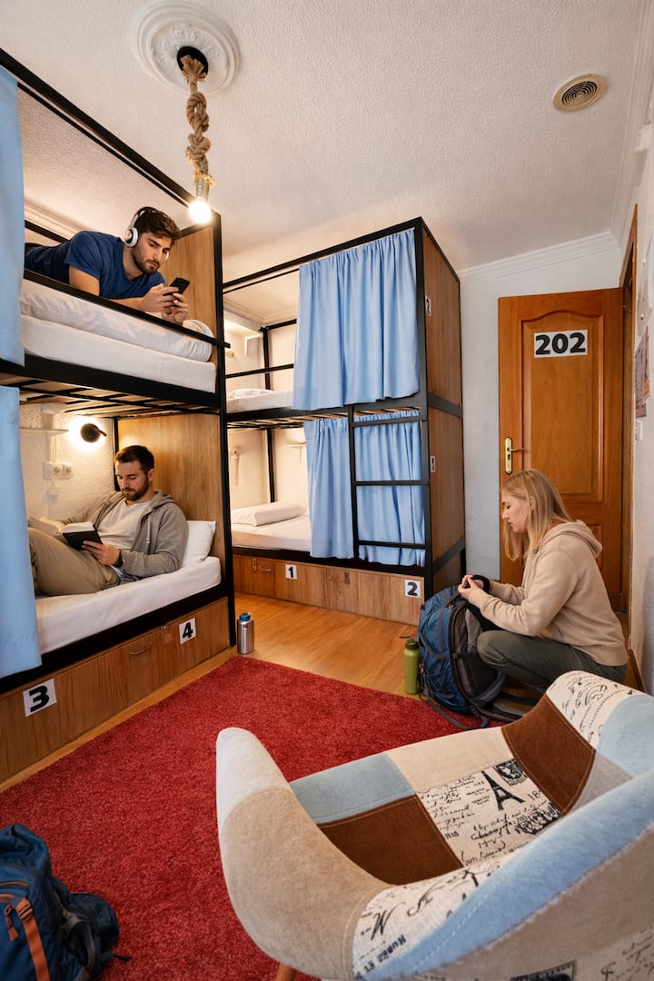 Cama En Dormitorio Compartido De4centro De Granada - Grenade